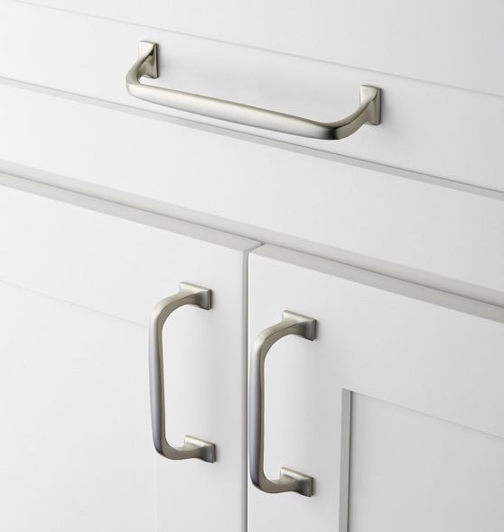Vernon Offset Drawer Pull | Rejuvenation