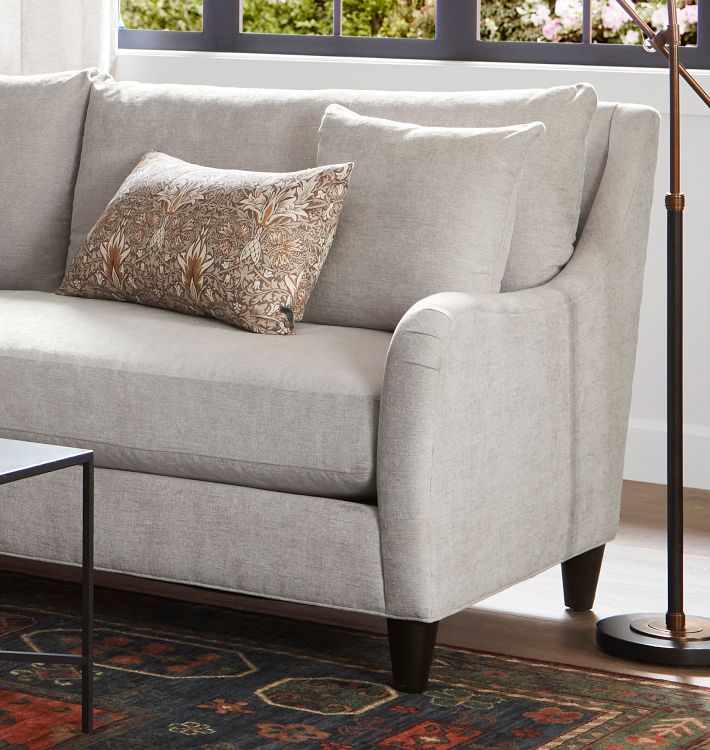 Vailer Sofa | Rejuvenation