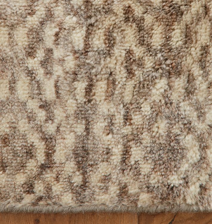 Eva Handloomed Rug | Rejuvenation