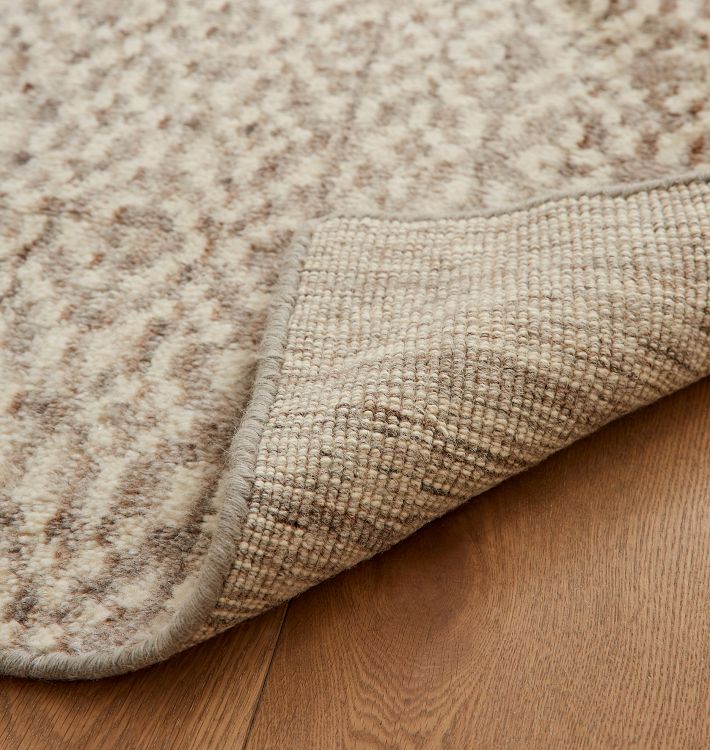 Eva Handloomed Rug | Rejuvenation