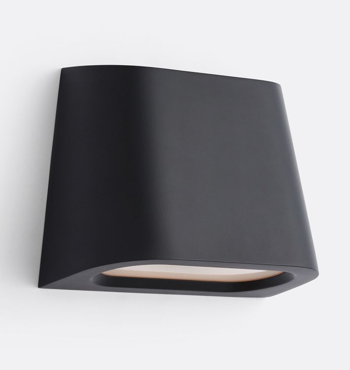 Dyer LED Sconce | Rejuvenation