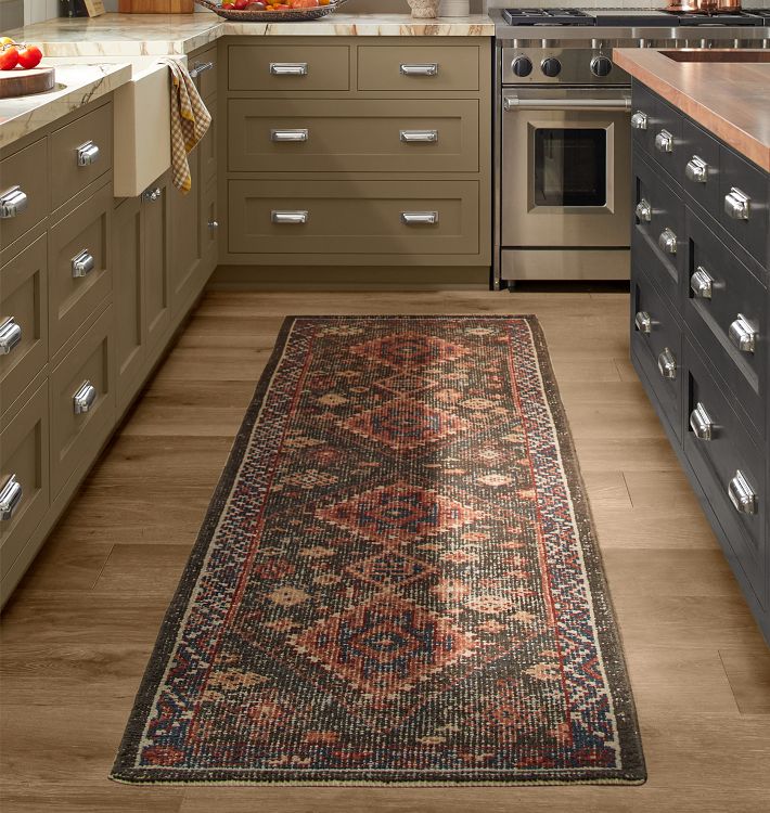 Everyl Hand-Knotted Rug | Rejuvenation